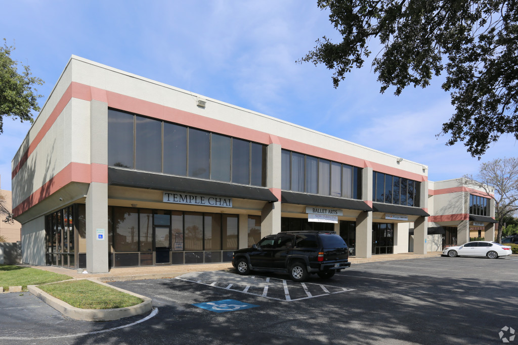 2101 Lockhill Selma | Joe M. Kboudi Real Estate, Inc.